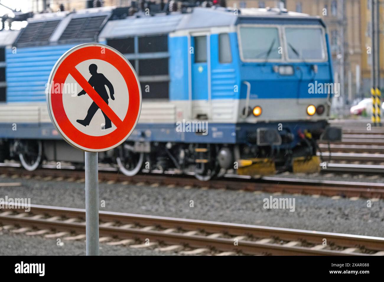 no entry sign at the train station Stock Photo - Alamy no entry sign at the train station Stock Photo - Alamy