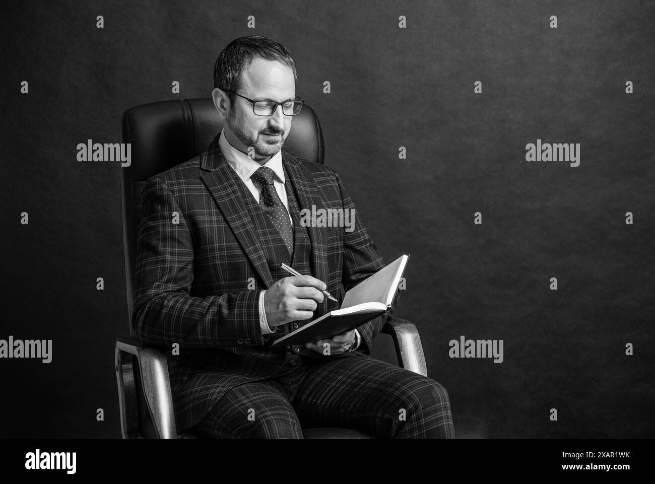 Noting planner Black and White Stock Photos & Images - Alamy