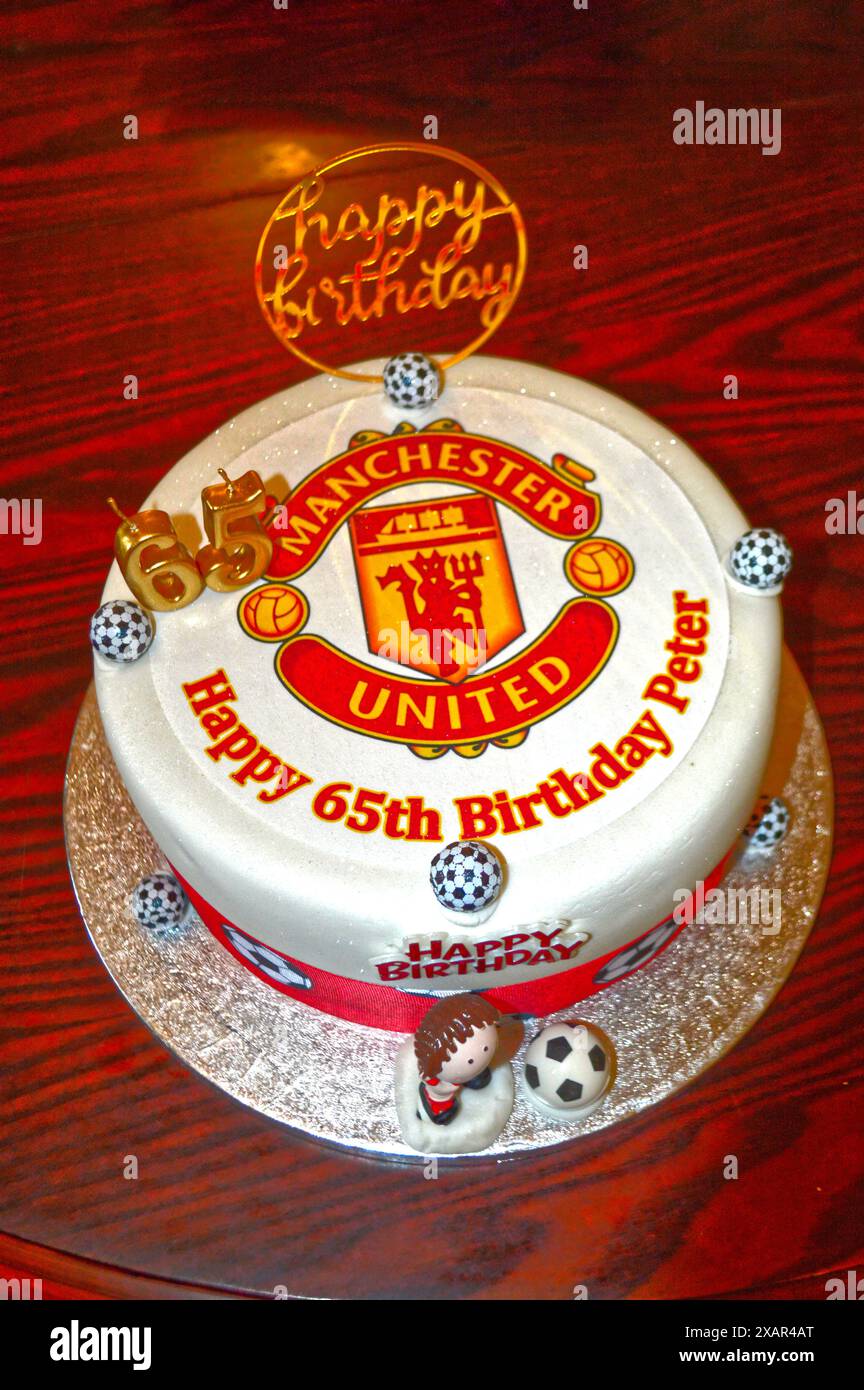 Manchester United footballball club birthday cake Manchester England ...