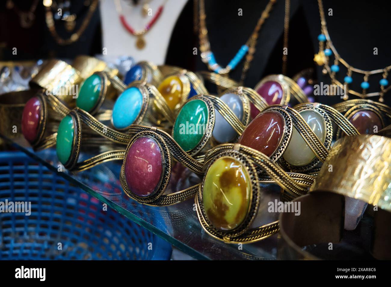 Jewelry shop in el hi-res stock photography and images - Alamy