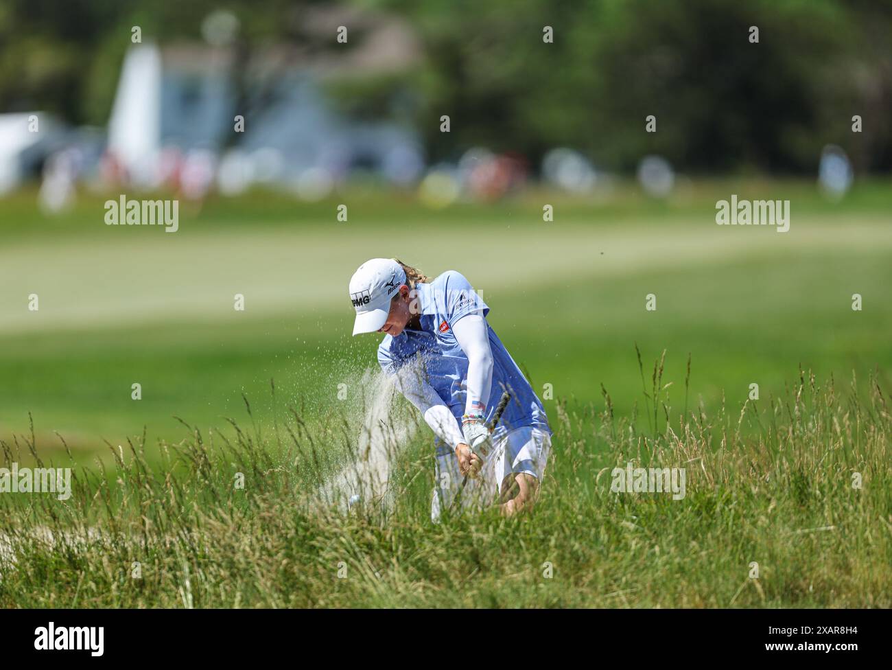 Galloway, NJ, USA. 8th June, 2024. Stacy Lewis of Texas pops her bunker ...