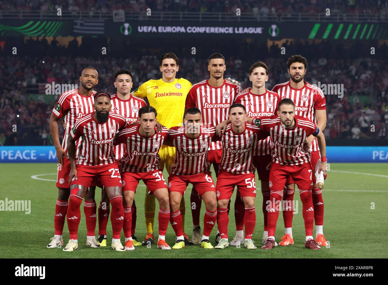 Athens, Greece. 29th May, 2024. The Olympiacos starting eleven line up ...