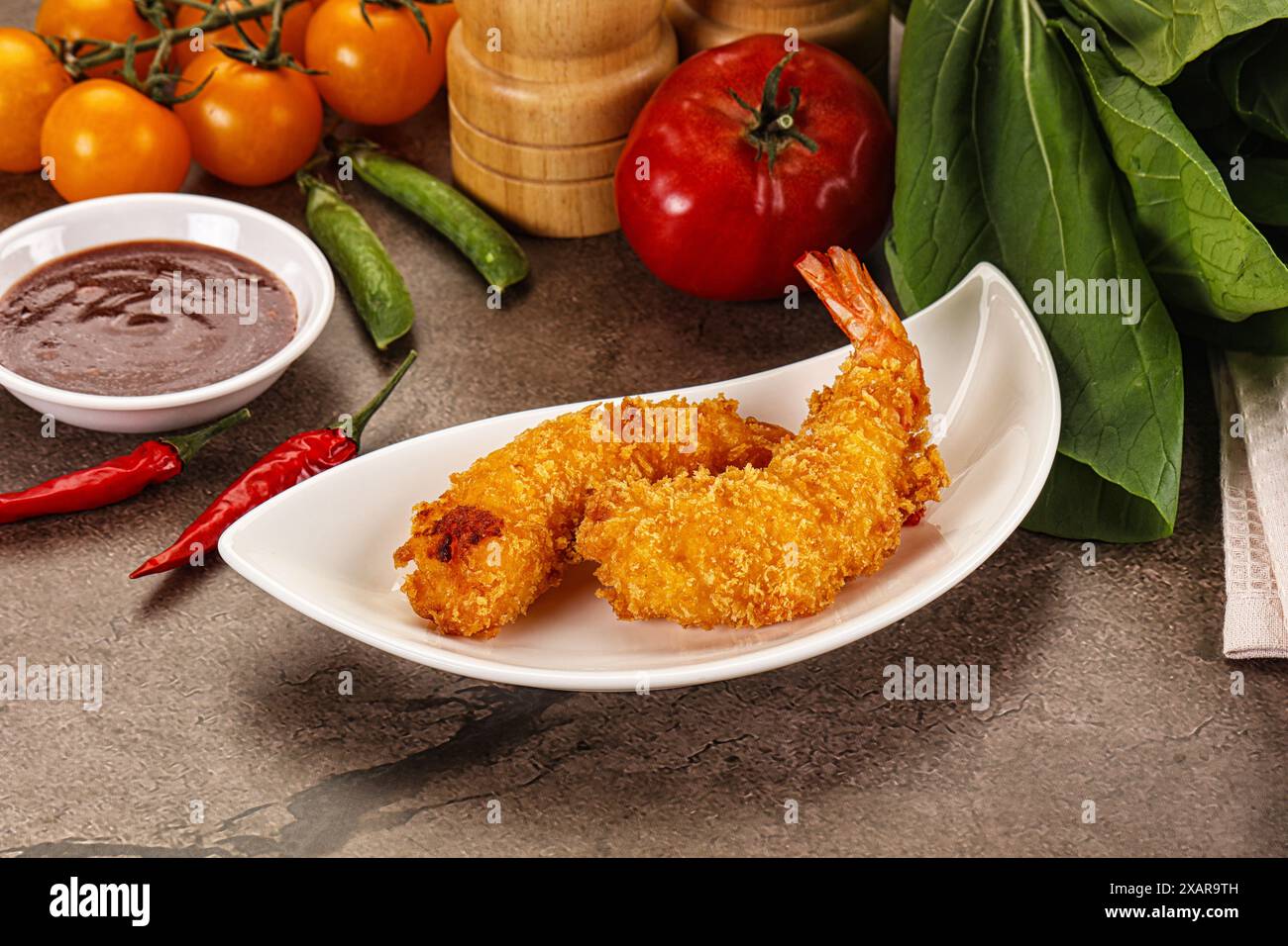 Crispy breaded golden fried prawns with sauce Stock Photo - Alamy