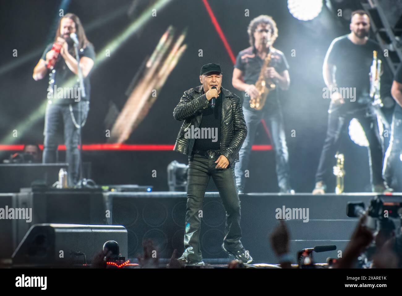 Vasco Rossi in concerto allo Stadio San Siro di Milano foto di Luca Moschini Stock Photo - Alamy