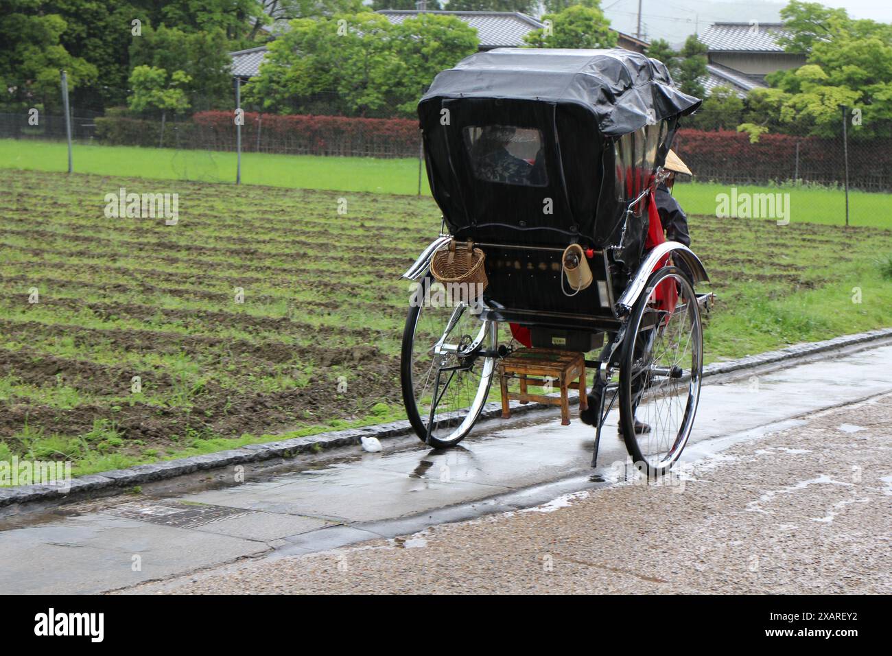 Pulled rickshaw in Arashiyama, Kyoto, Japan Stock Photo - Alamy