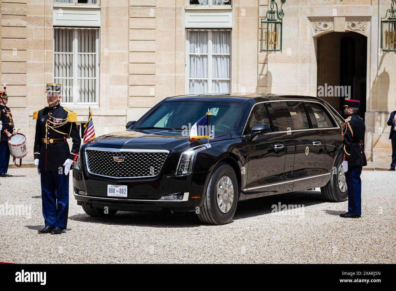 Emmanuel macron car hi-res stock photography and images - Alamy