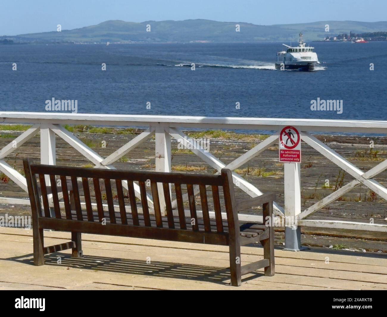 Relaxing travel view of ferry travelling from Gourock to Dunoon Stock ...
