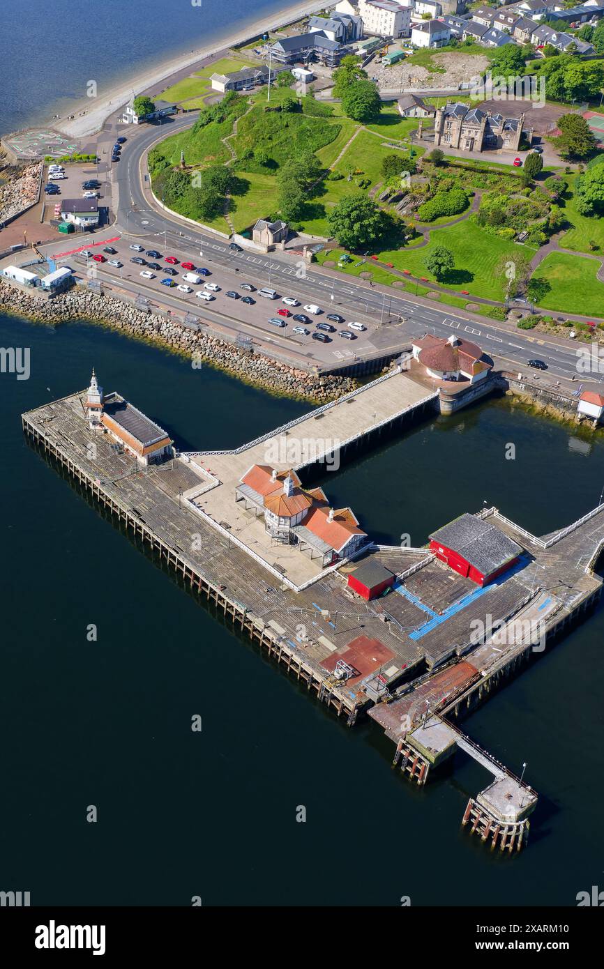 Dunoon victorian pier, derelict wooden structure and buildings Stock ...