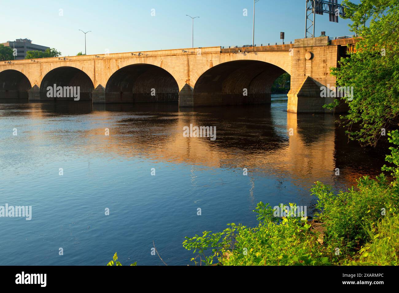 Bulkeley Bridge, Riverside Park, Hartford, Connecticut Stock Photo - Alamy
