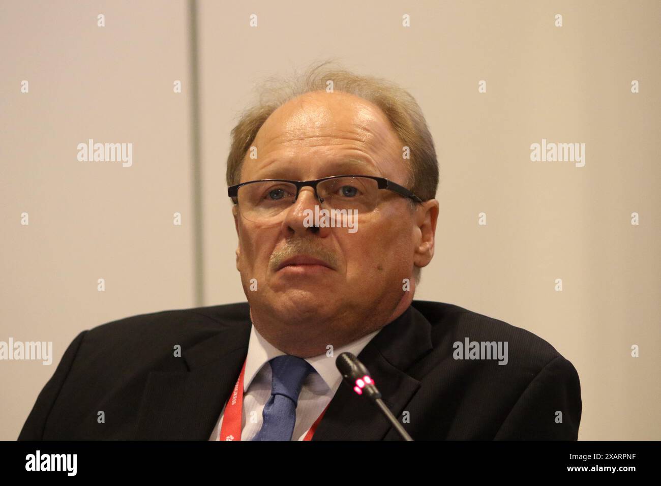 Alexander gurnov hi-res stock photography and images - Alamy