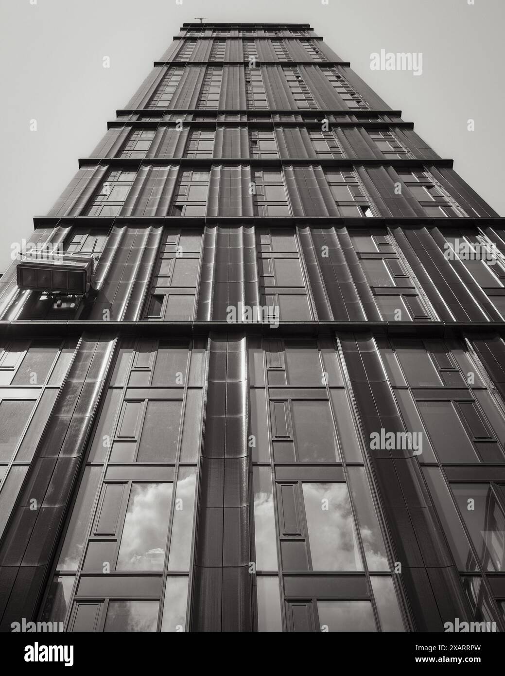 Circle and square hi-res stock photography and images - Alamy