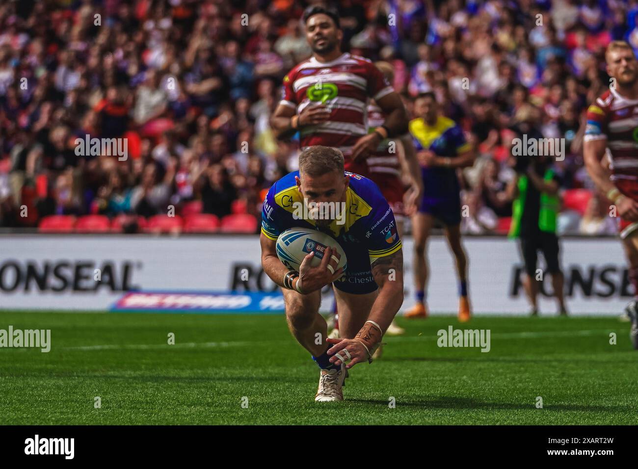 Wembley, London, UK. 8th June, 2024. Betfred Challenge Cup Final Rugby ...