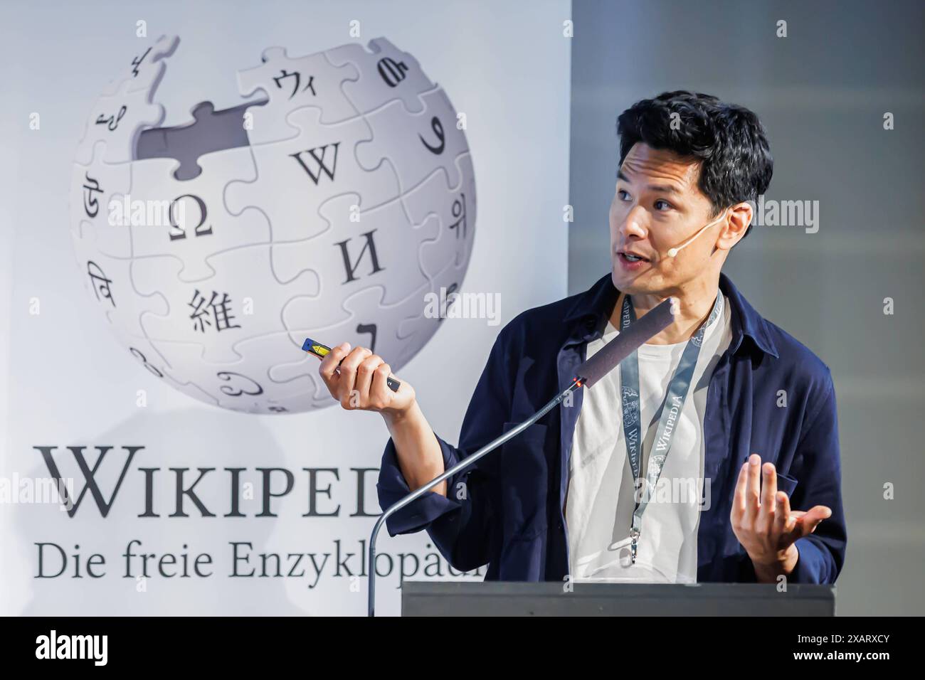 Chris Tedjasukmana Professor für Alltagsmedien und Digitale Kulturen an ...