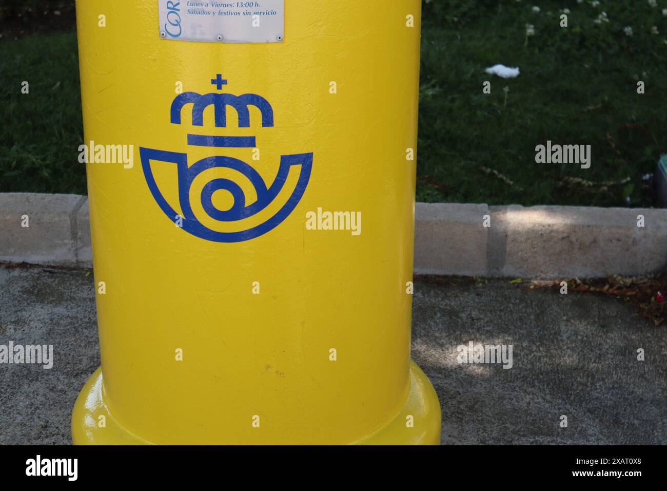 Spanish Post Office, Correos, sign Stock Photo - Alamy