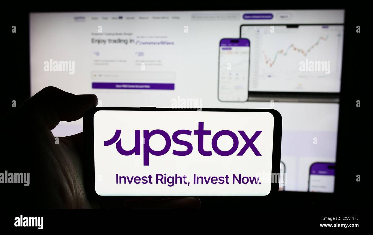Upstox logo hi-res stock photography and images - Alamy