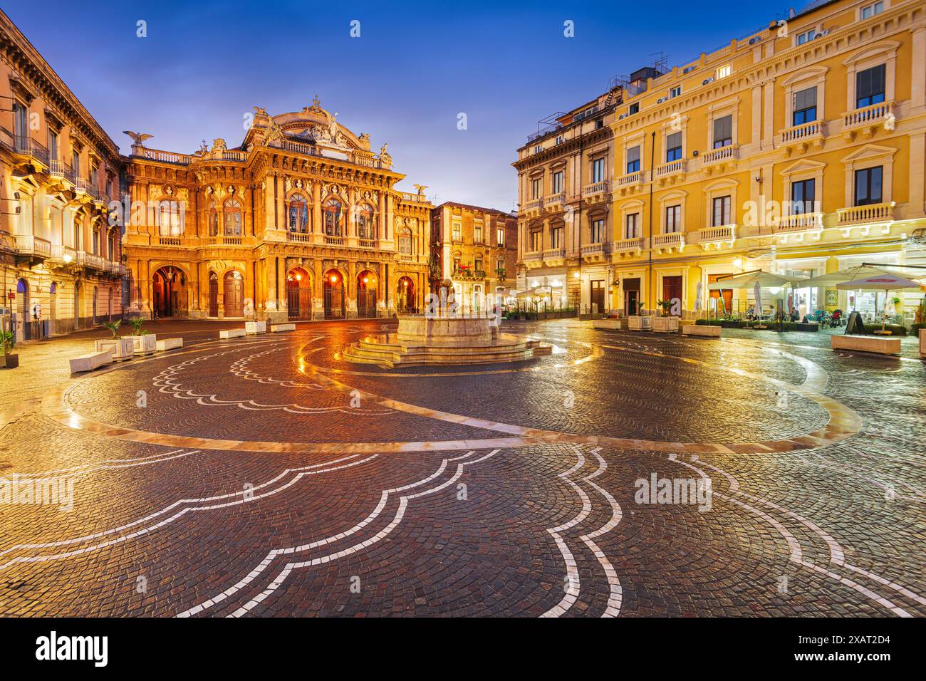 Catania, Sicily, Italy at Bellini Plaza at night Stock Photo - Alamy