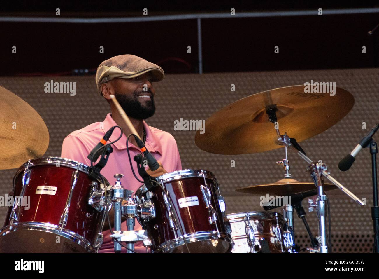 June 7, 2024, Chicago, Illinois, USA: The music had the crowd on their ...