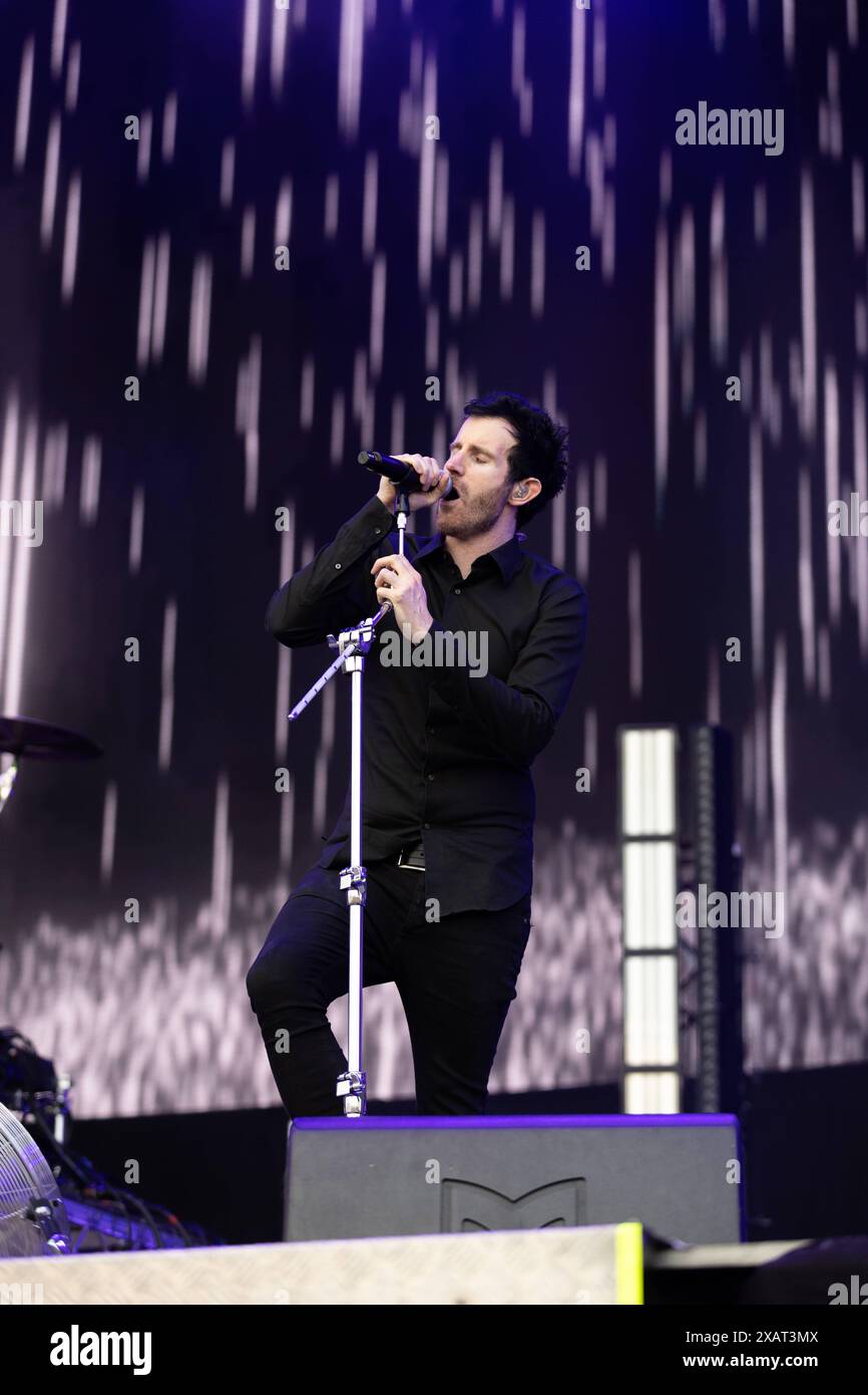 Rob Swire Gesang während des Auftritts der schwedischen D&B/Synthrock ...