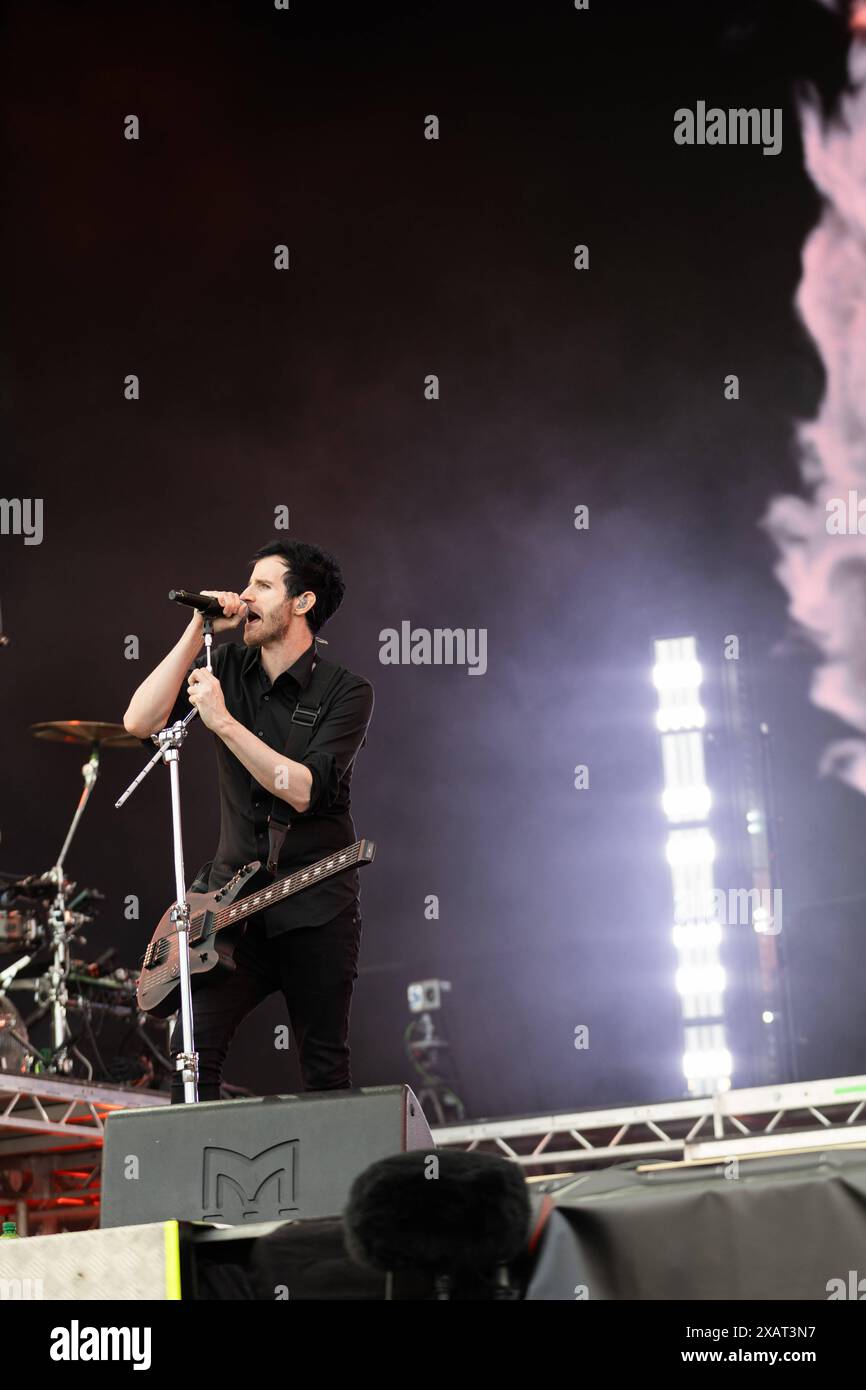 Rob Swire Gesang während des Auftritts der schwedischen D&B/Synthrock ...