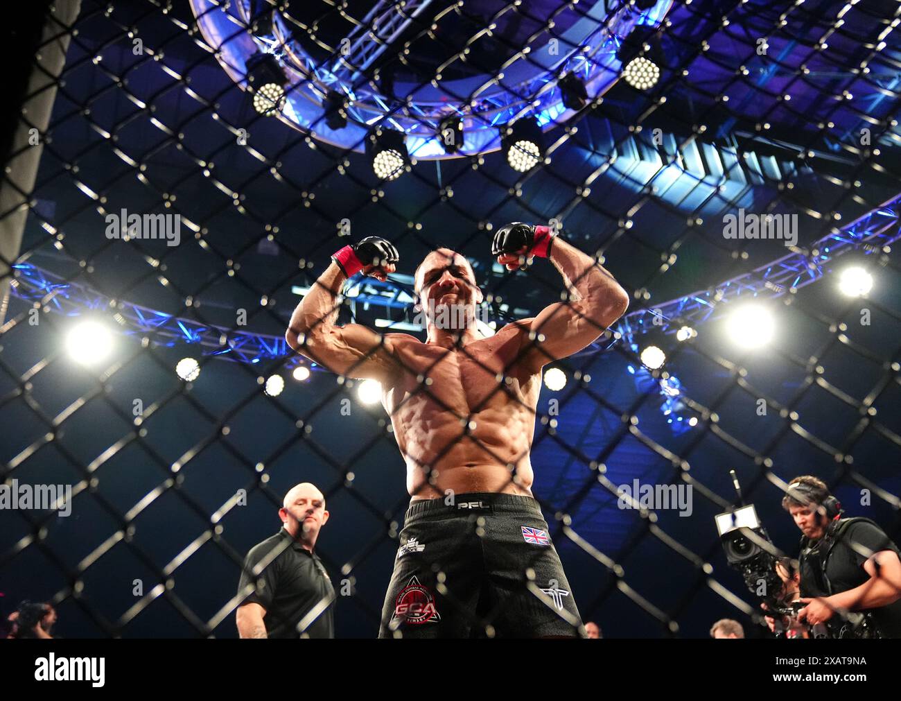 Jack Grant celebrates victory against Charlie Leary in their ...