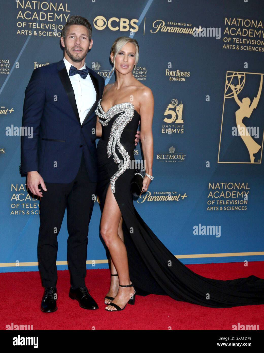 LOS ANGELES - JUN 7: Scott Clifton, Elle Anderson arrives at the 51st ...
