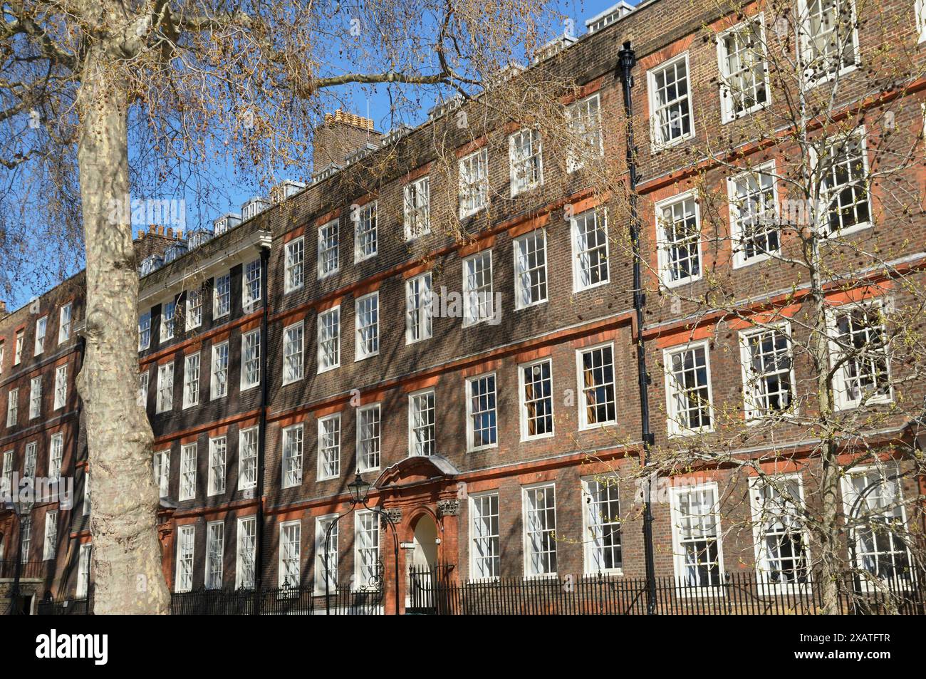 Dickensian window hi-res stock photography and images - Alamy