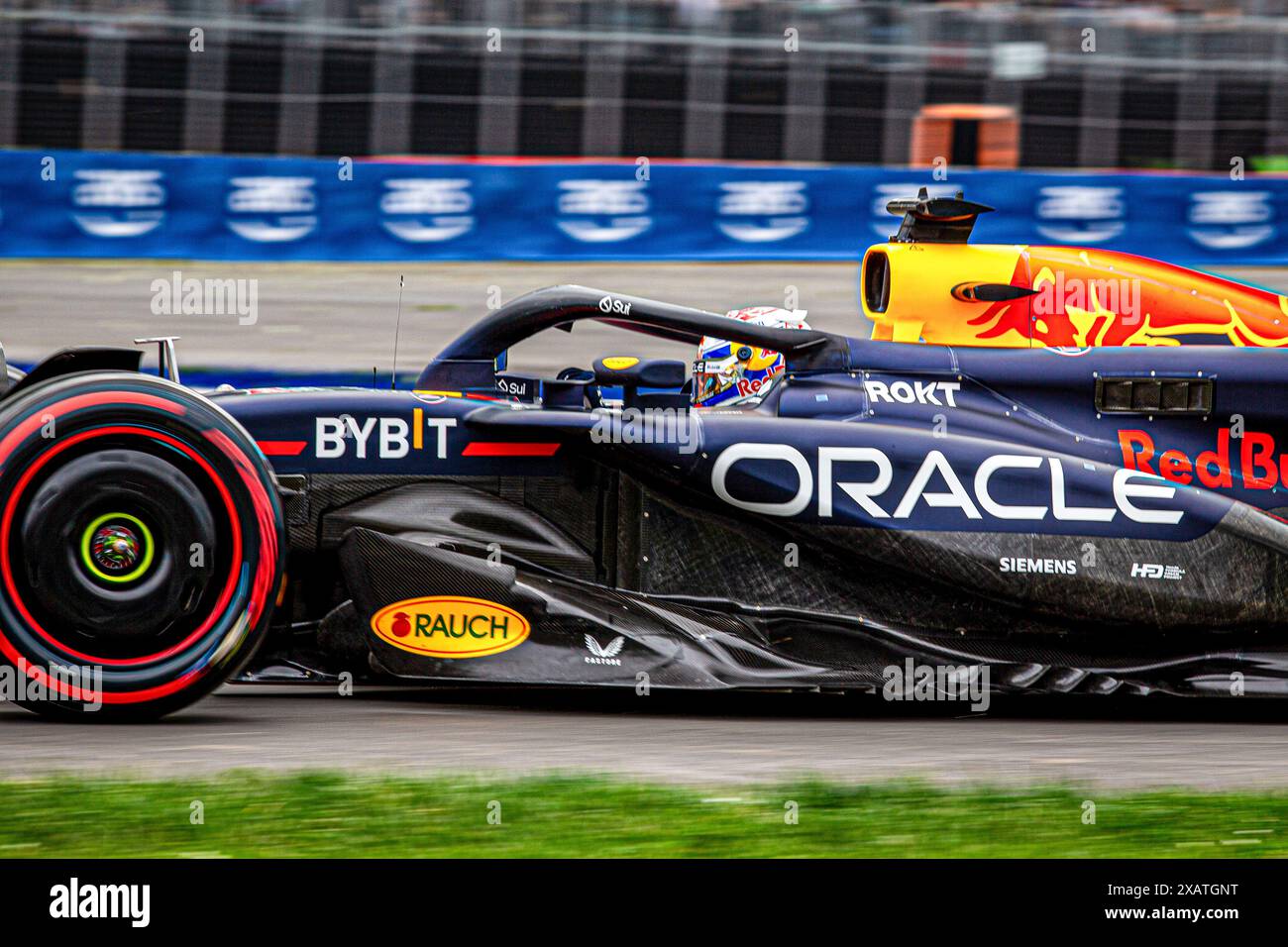 Max Verstappen (NED) - Oracle Red Bull Racing - Red Bull RB20 - Honda ...