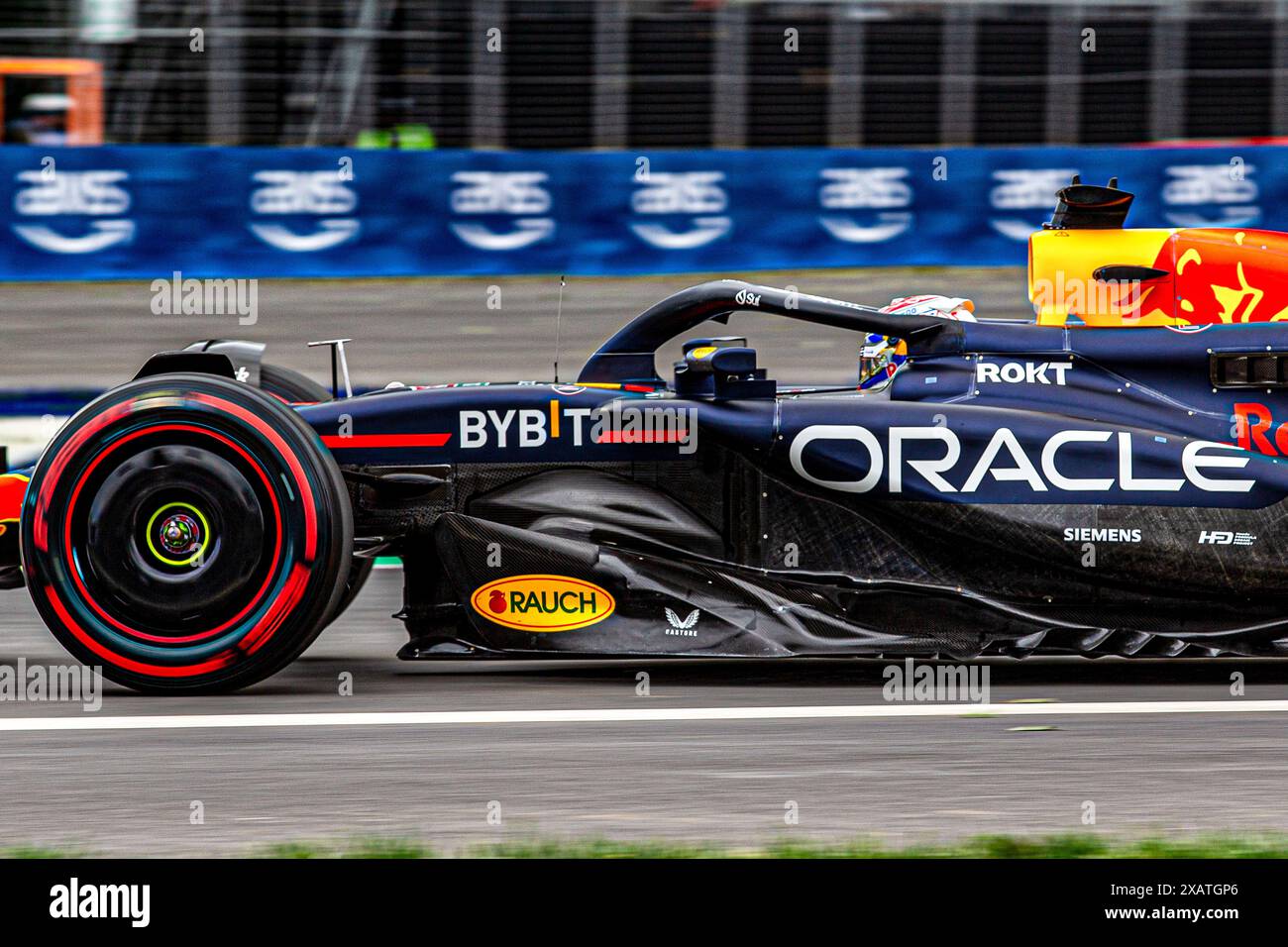 Max Verstappen (NED) - Oracle Red Bull Racing - Red Bull RB20 - Honda ...