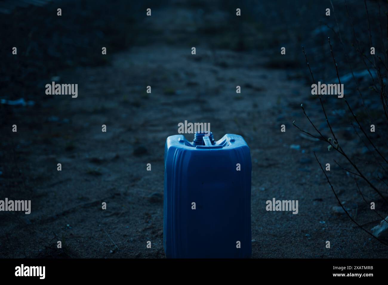 Blue canister hi-res stock photography and images - Alamy