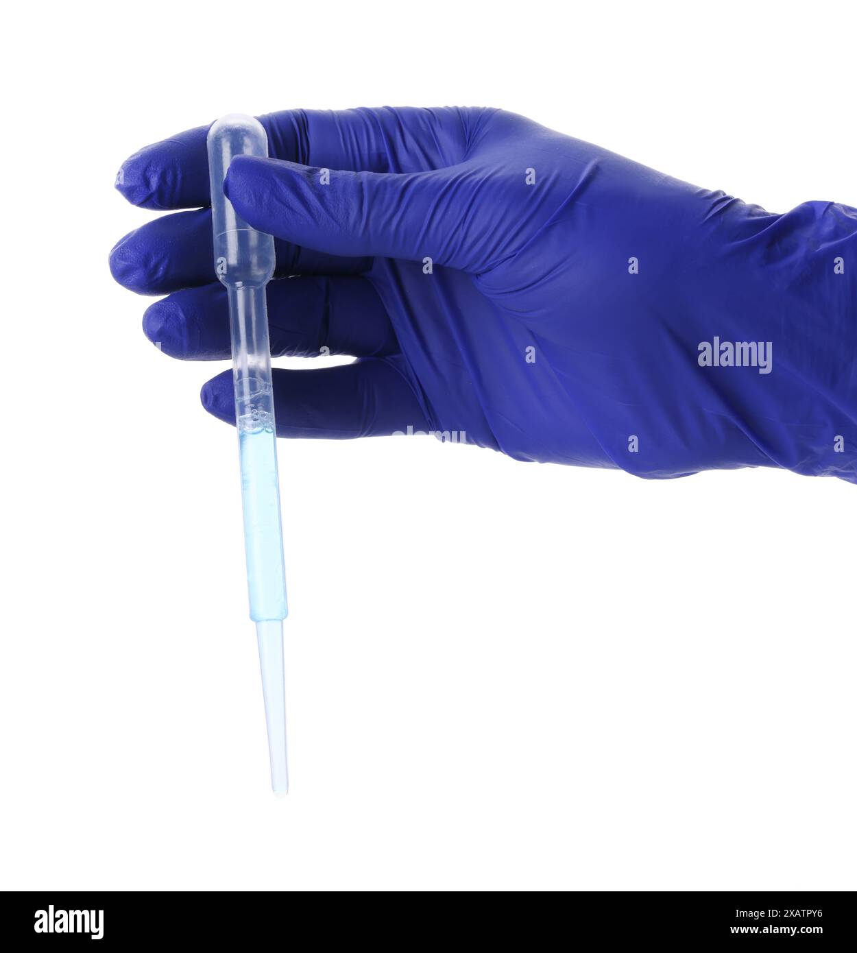 Scientist holding transfer pipette hi-res stock photography and images ...