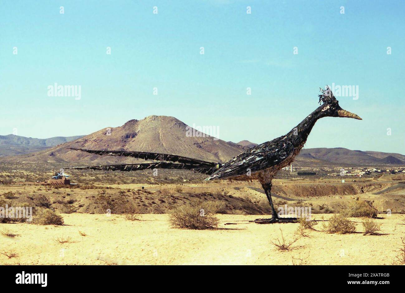 Las Cruces, Arizona, U.S.A., approx. 2003. The Roadrunner sculpture ...