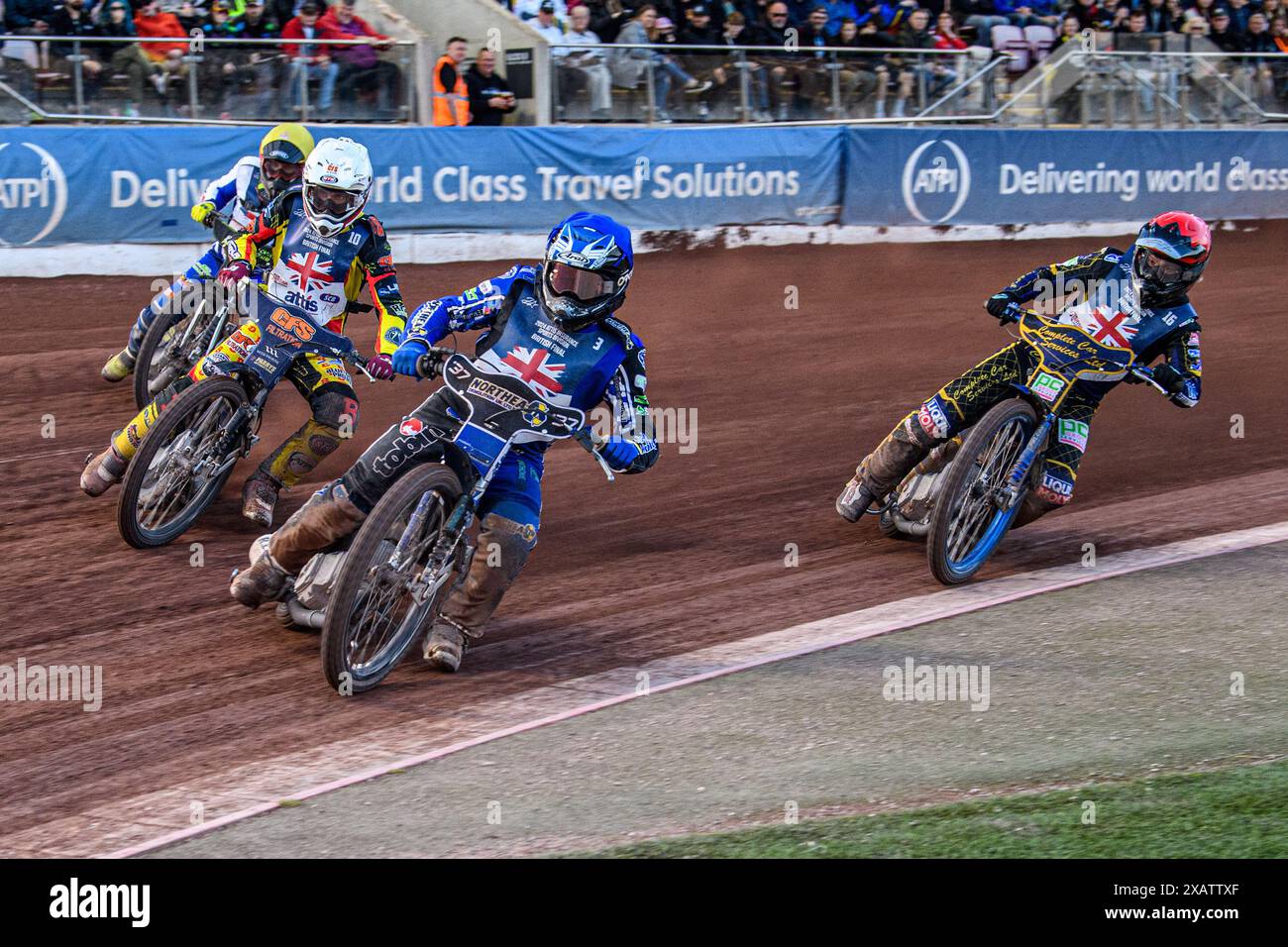 Chris Harris in Blue leading Steve Worrall in White Craig Cook in ...