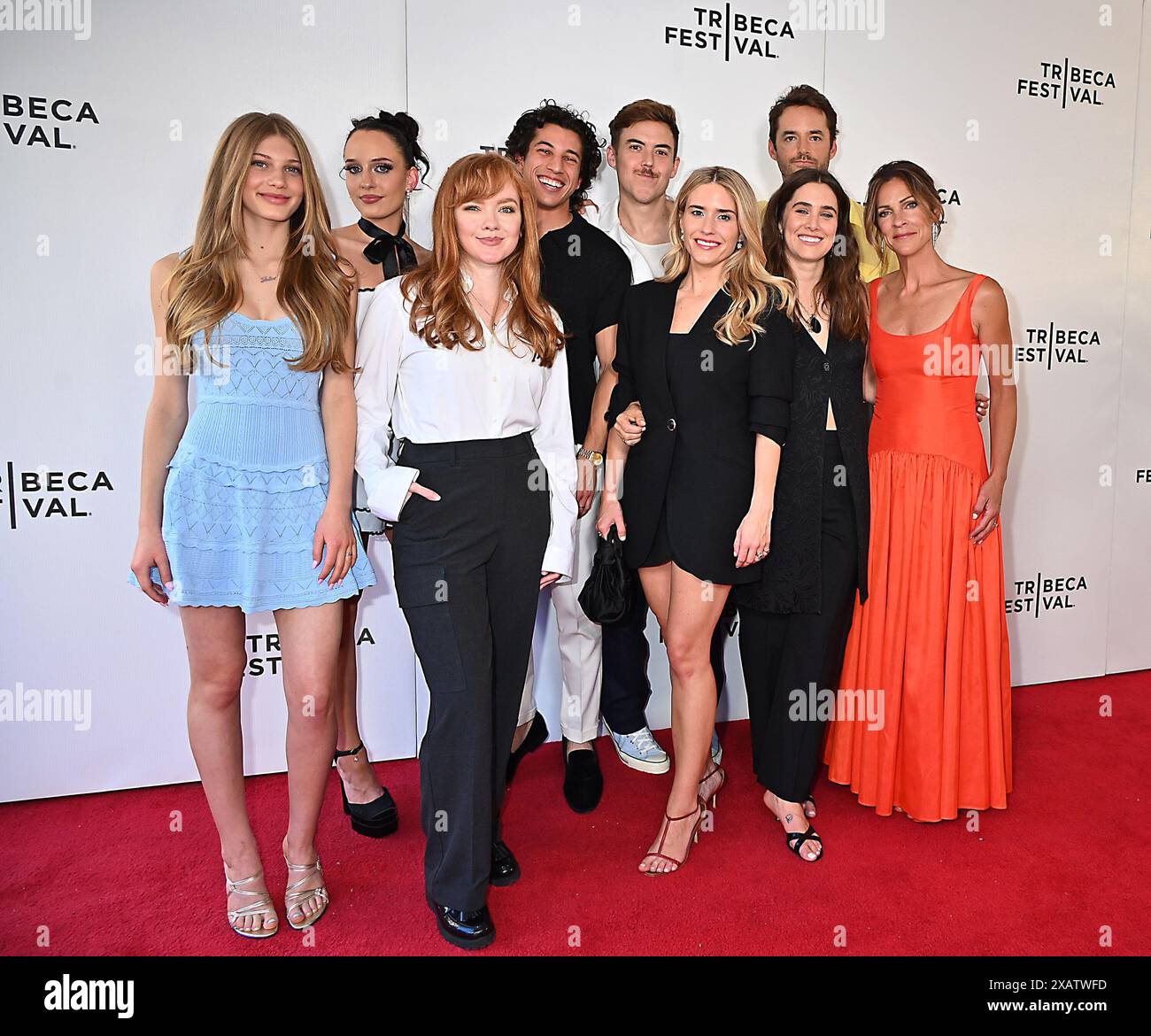 The Cast, Jolie Handler, Hannah Campbell, Holly Bonney, Benjamin Norris ...