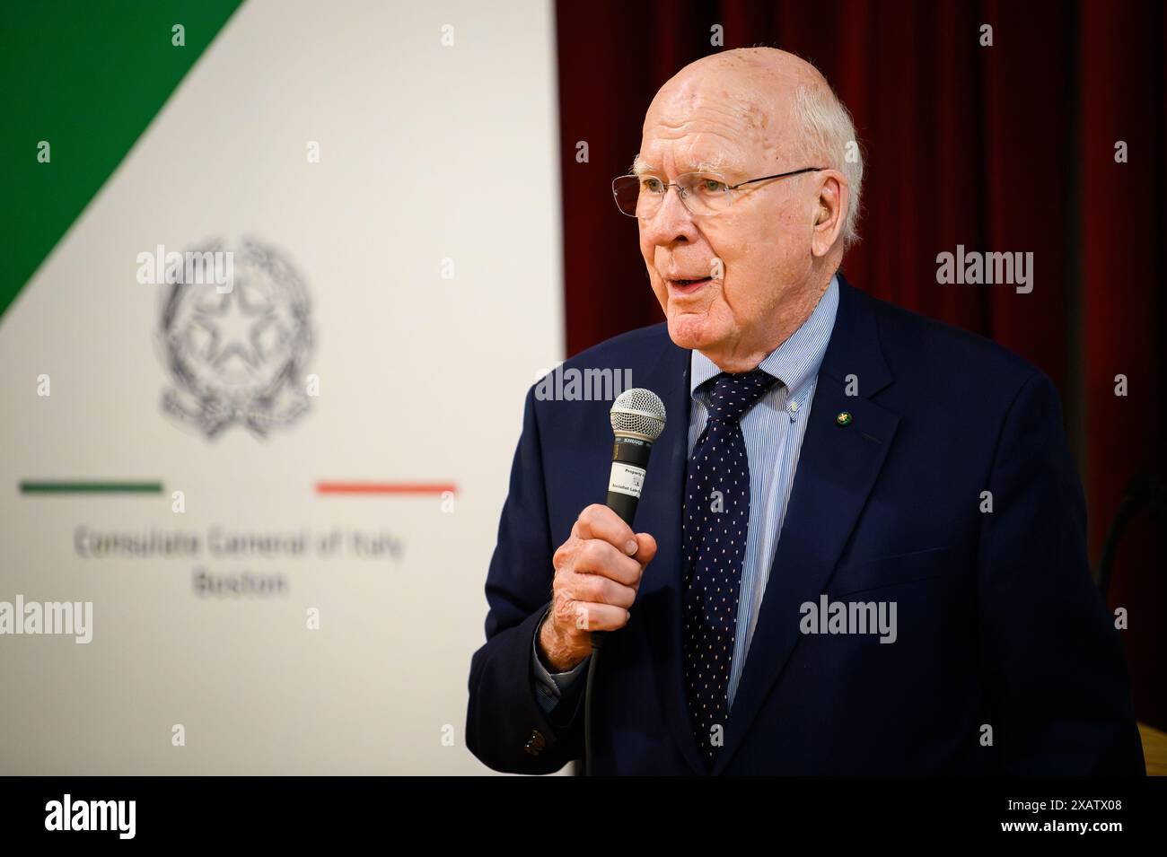 Retired US Sen. Patrick J. Leahy at an Italian rvrnt, Barre, VT, USA ...