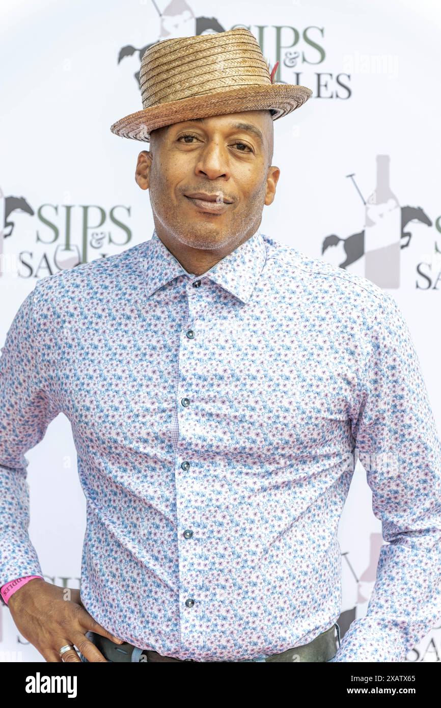 Sips and saddles hi-res stock photography and images - Alamy