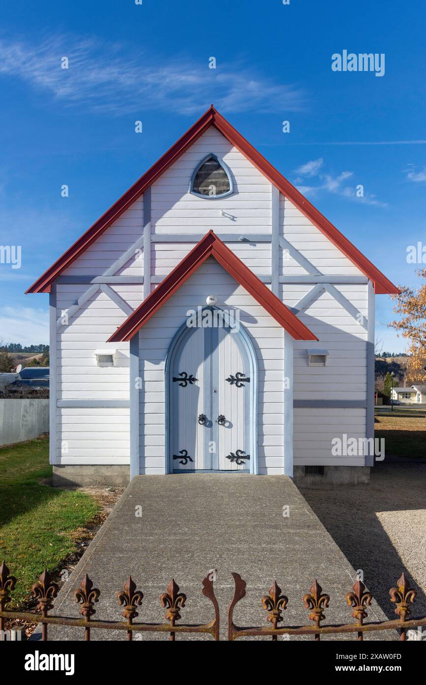 Presbyterian church wooden historic green cob cottage museum mus hi-res ...