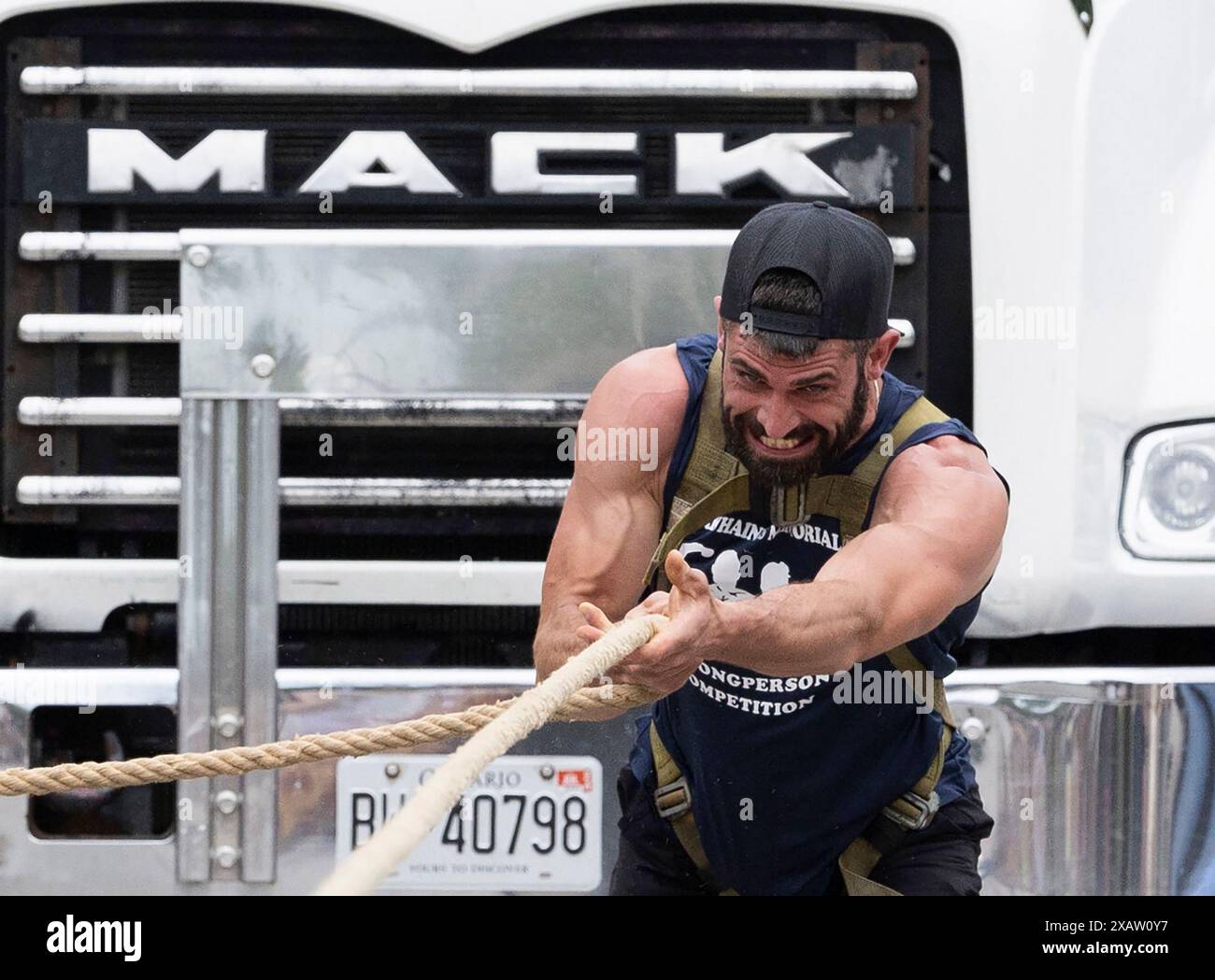 Strongman truck hi-res stock photography and images - Alamy
