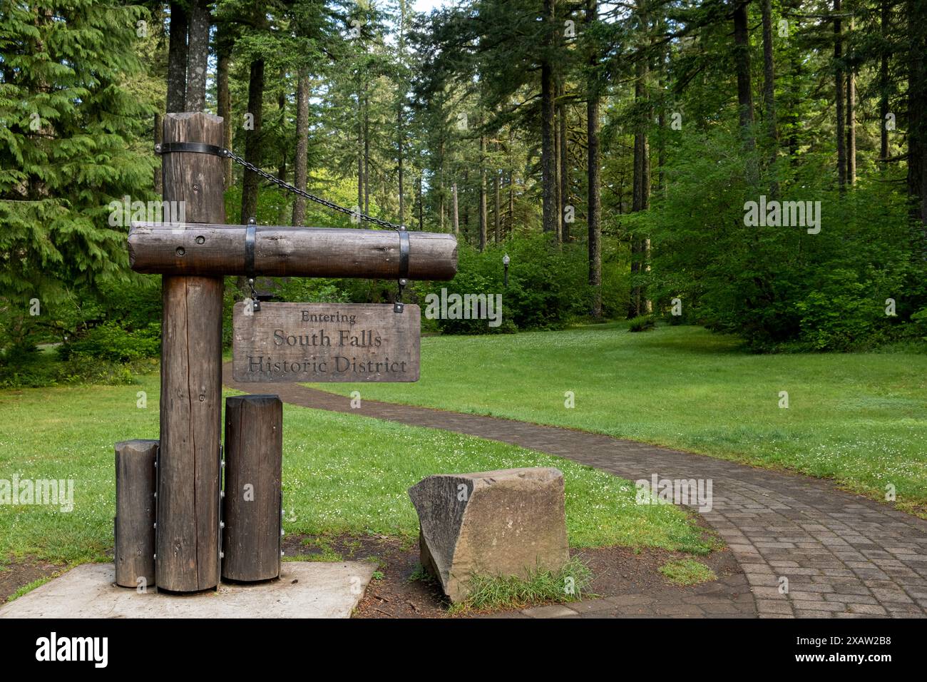 South Falls Historic District sign at Silver Falls State Park in Oregon ...