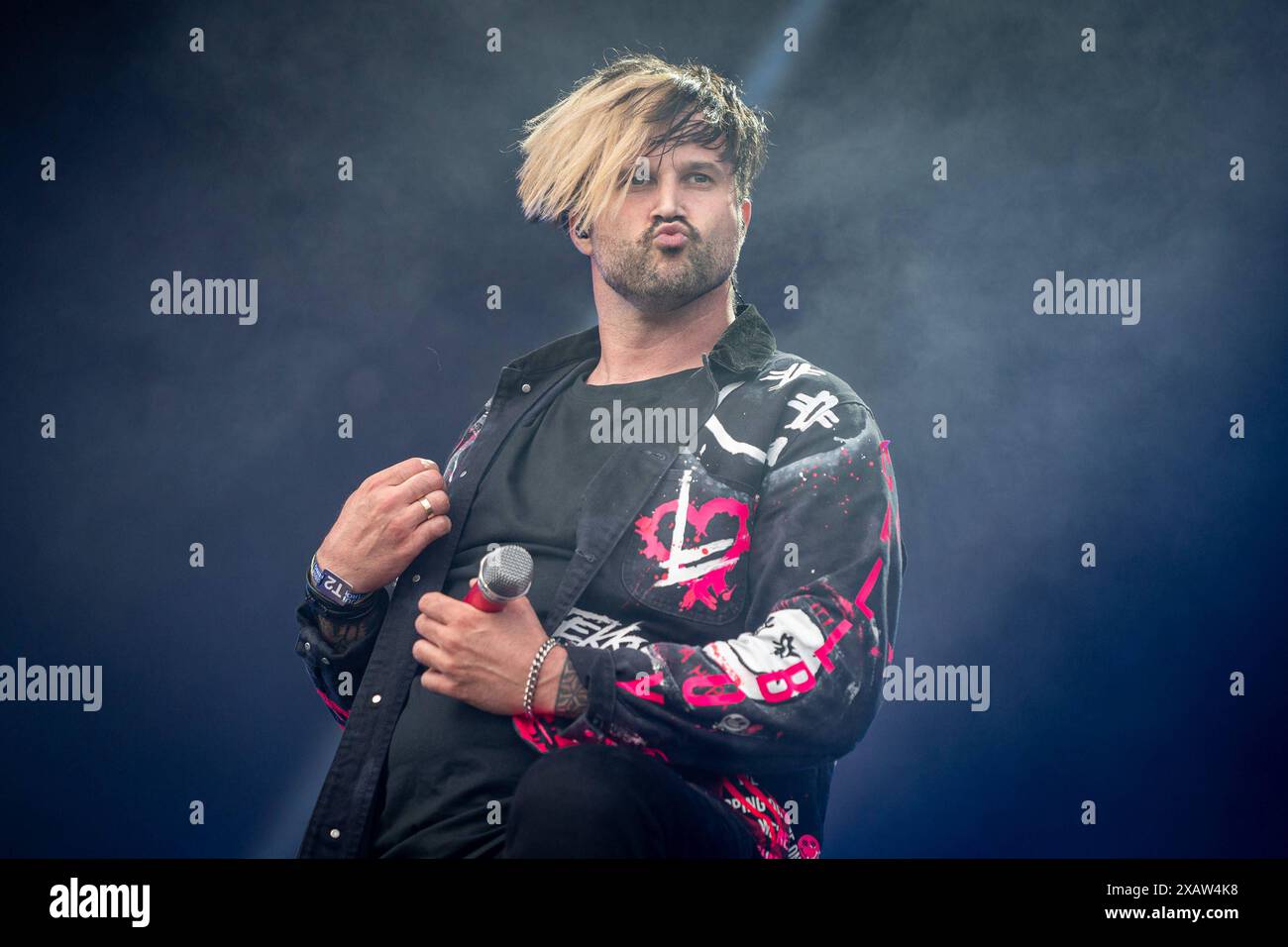Electric callboy kevin ratajczak hi-res stock photography and images ...
