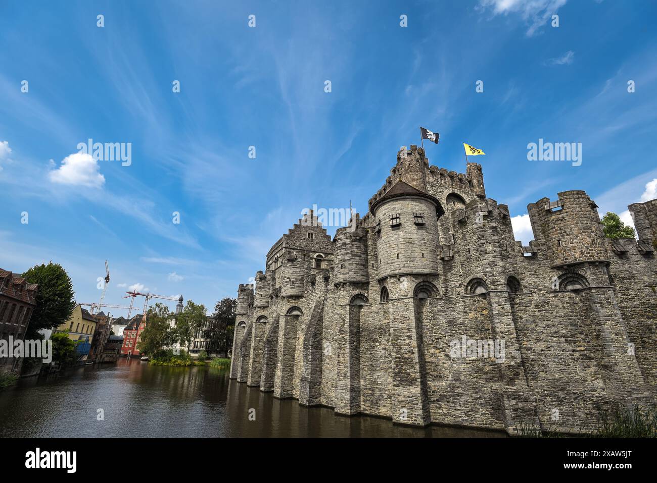 Medieval castle gravensteen hi-res stock photography and images - Alamy