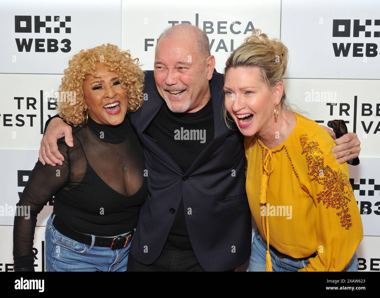 New York, USA. 08th June, 2024. L-R: Darlene Love, Ruben Blades and ...