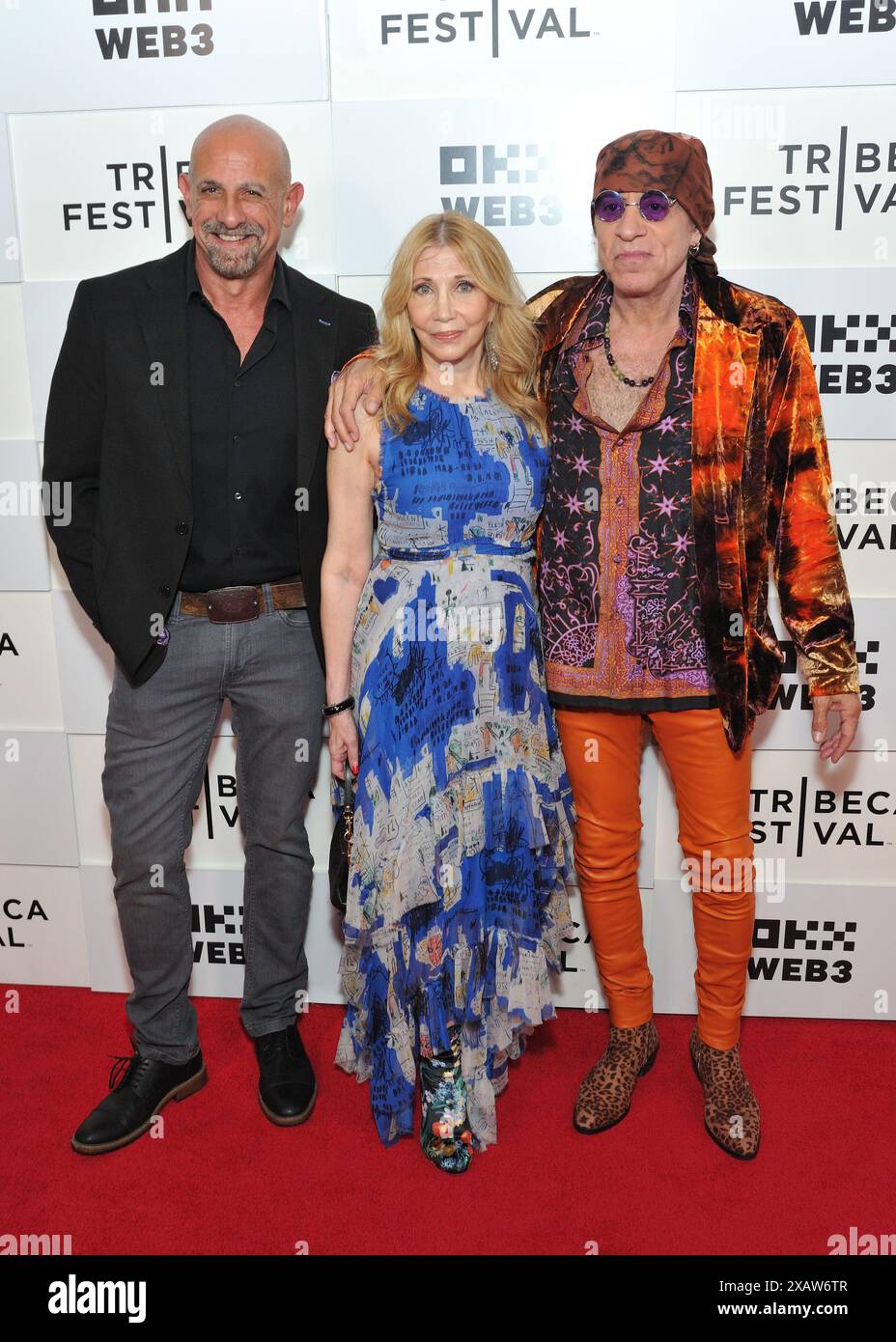 New York, USA. 08th June, 2024. L-R: Bill Teck, Maureen Van Zandt and ...