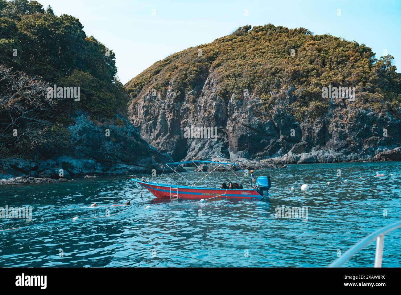 Perhentian, Kelatan, Malaysia - May 9, 2024 : People Snorkeling in the ...