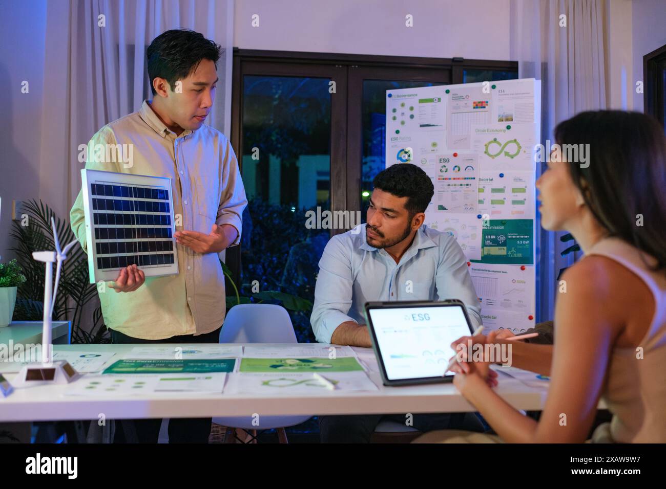 Diversity team presentation new design solar cell panel renewable ...