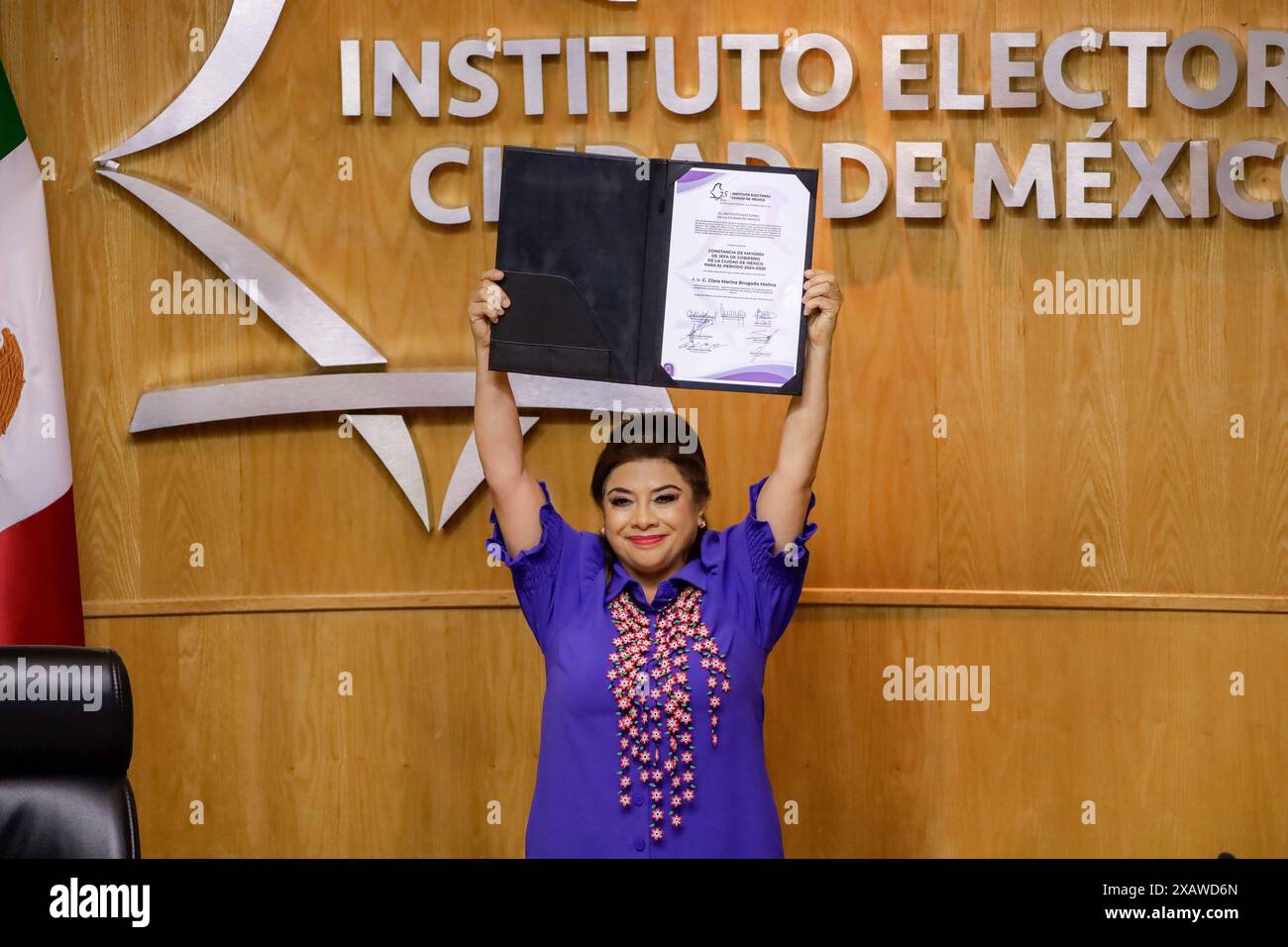Mexico government certificate hi-res stock photography and images - Alamy