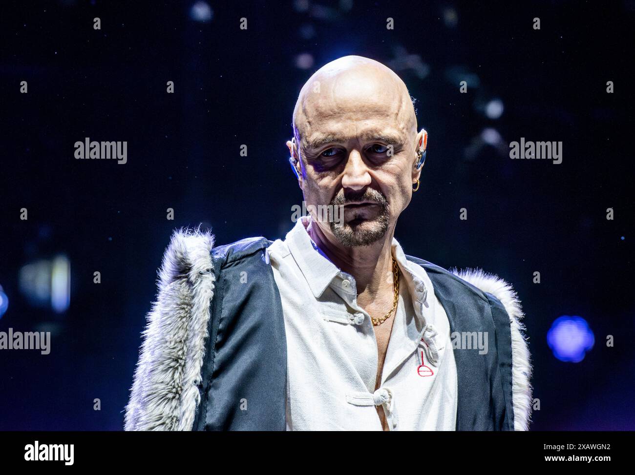 Leeds, UK, 8th June 2024. Tim Booth, frontman of English indie rock ...