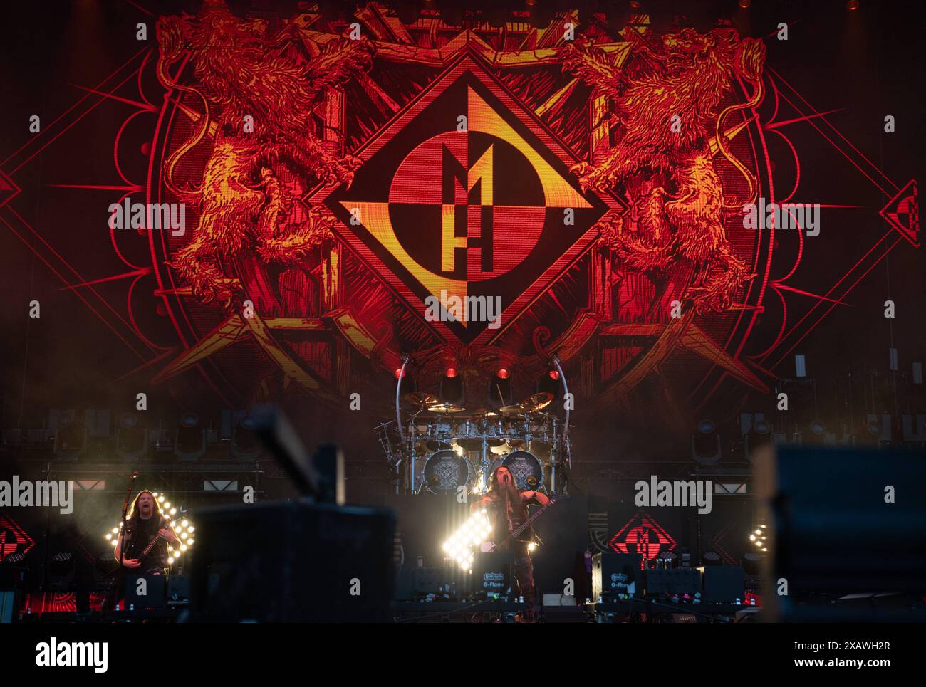Machine head band hi-res stock photography and images - Alamy