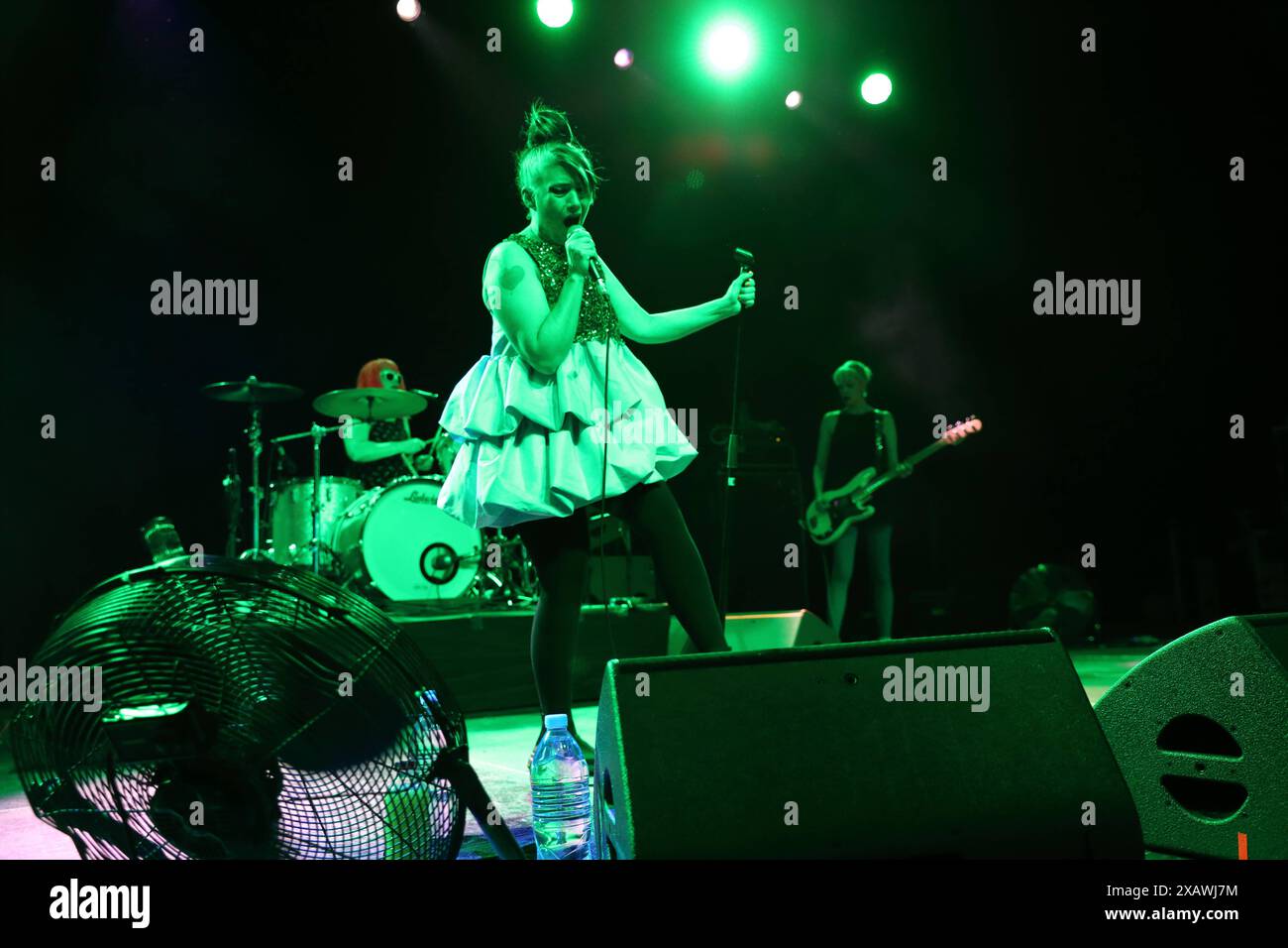 Tobi Vail, Kathleen Hanna und Kathi Wilcox, v.l., von der Band Bikini ...