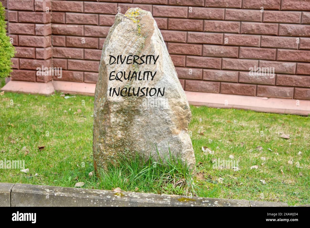 Equality equity fence hi-res stock photography and images - Alamy