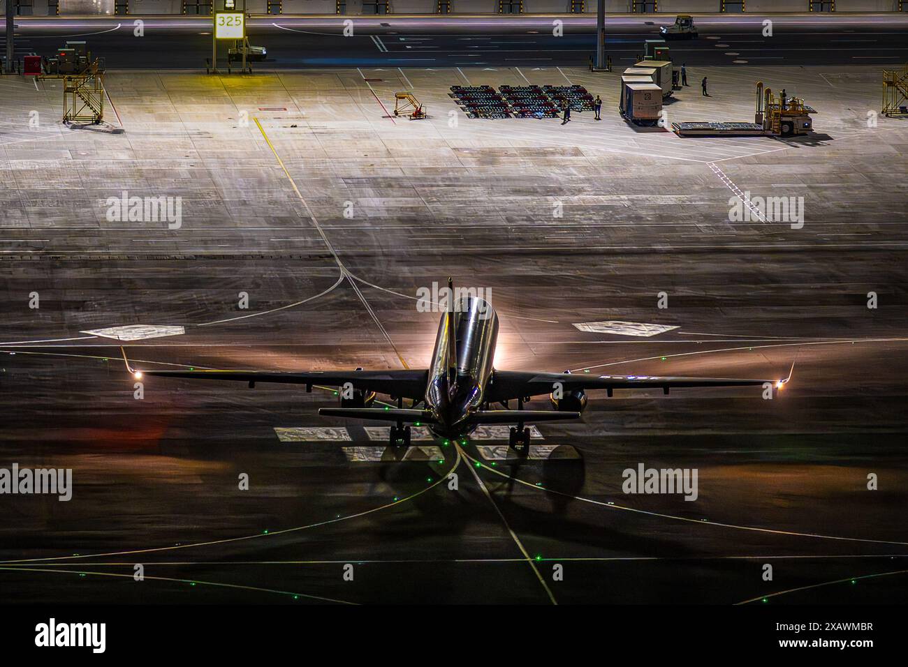 Ezhou, China's Hubei Province. 2nd June, 2024. An airplane is about to ...